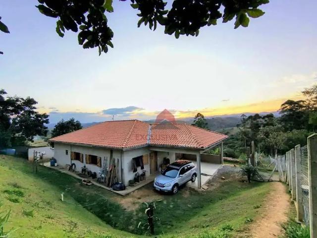 Sítio / Chácara para Venda em São José dos Campos/SP Área Rural de São José dos Campos 4 Quartos