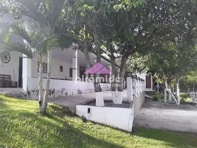 Sítio / Chácara para Venda em São José dos Campos/SP Bom Retiro 4 Quartos