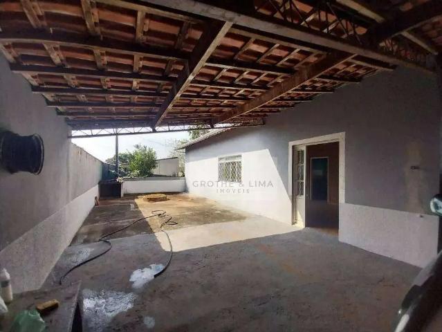 Sítio / Chácara para Venda em São José dos Campos/SP Bom Retiro 4 Quartos