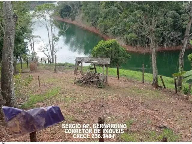 Sítio / Chácara para Venda em São José dos Campos/SP Condomínio Residencial Jaguary 4 Quartos