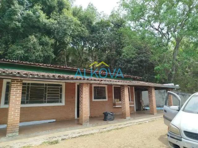 Sítio / Chácara para Venda em São José dos Campos/SP Condomínio Villagio Fazendão 3 Quartos