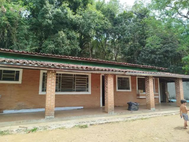 Sítio / Chácara para Venda em São José dos Campos/SP Condomínio Villagio Fazendão 2 Quartos