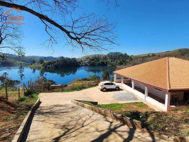 Sítio / Chácara para Venda em São José dos Campos/SP Freitas 3 Quartos