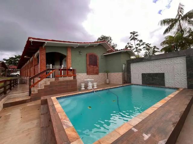 Sítio / Chácara para Venda em São José dos Campos/SP Freitas 4 Quartos
