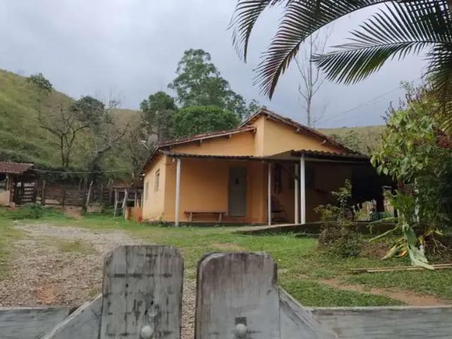Sítio / Chácara para Venda em São José dos Campos/SP Pau de Saia 2 Quartos