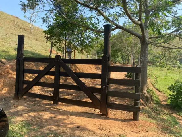 Sítio / Chácara para Venda em São José dos Campos/SP Santana 1 Quartos