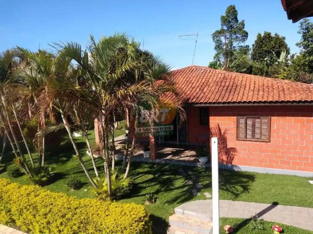 Sítio / Chácara para Venda em São Roque/SP Bairro do Carmo 3 Quartos