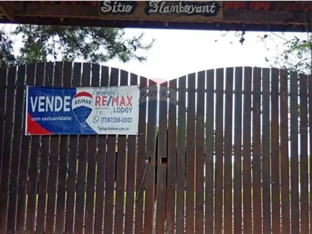 Sítio / Chácara para Venda em São Roque/SP Saboó 3 Quartos