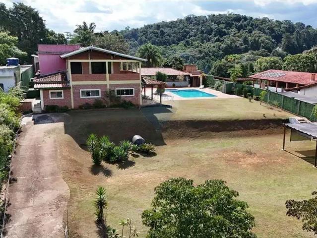 Sítio / Chácara para Venda em São Roque/SP Saboó 8 Quartos