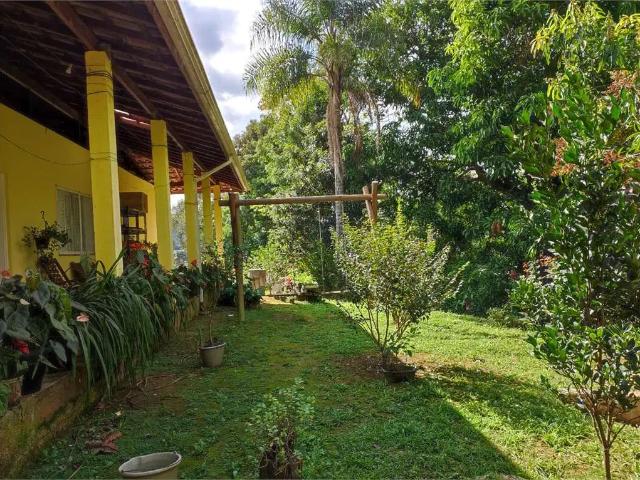 Sítio / Chácara para Venda em São Roque/SP Parque Varanguera 3 Quartos