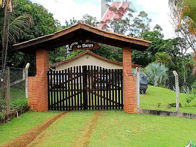 Sítio / Chácara para Venda em Socorro/SP Moquem 3 Quartos