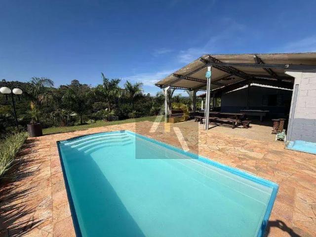 Sítio / Chácara para Venda em Salesópolis/SP Serrote 4 Quartos