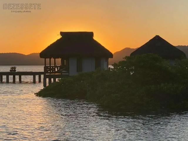 Sítio / Chácara para Venda em Salvador/BA Barra 4 Quartos