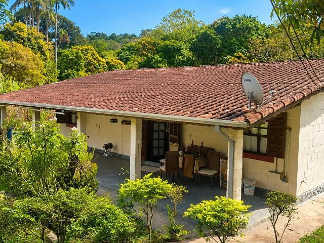Sítio / Chácara para Venda em Santa Branca/SP Toca do Leitão 2 Quartos