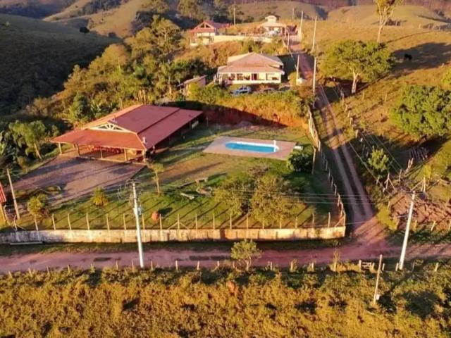 Sítio / Chácara para Venda em Santa Branca/SP Zona Rural 4 Quartos