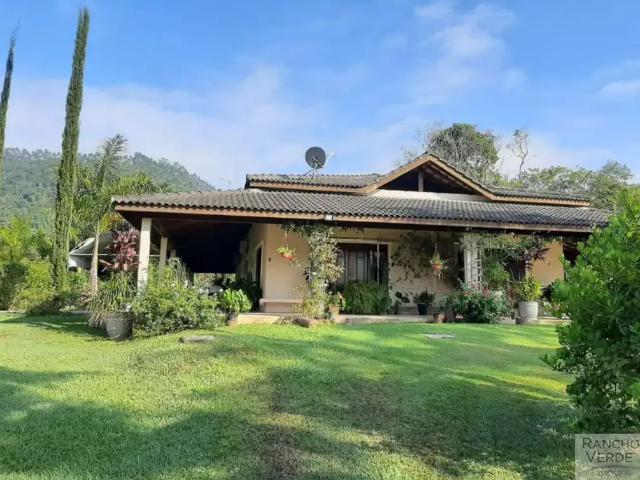 Sítio / Chácara para Venda em Santa Branca/SP Zona Rural 5 Quartos