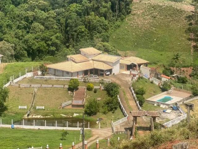 Sítio / Chácara para Venda em Santa Isabel/SP Jardim Pedra Branca 8 Quartos