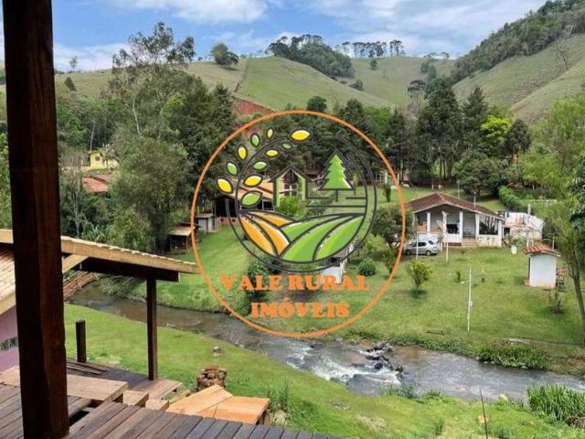 Sítio / Chácara para Venda em Sapucaí Mirim/MG Centro 3 Quartos