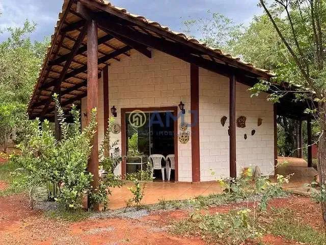 Sítio / Chácara para Venda em Senador Canedo/GO Condomínio Alta Vista I 4 Quartos