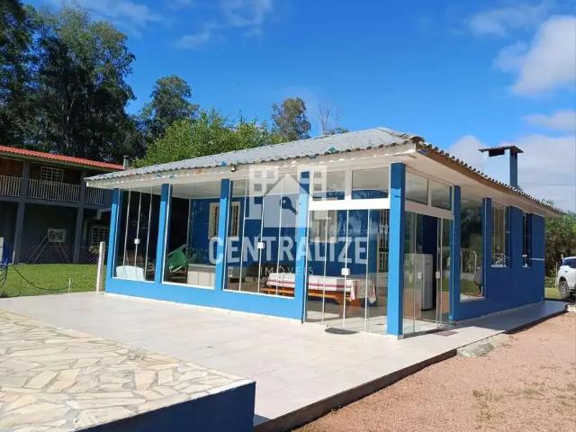 Sítio / Chácara para Venda em Ponta Grossa/PR Uvaia 3 Quartos