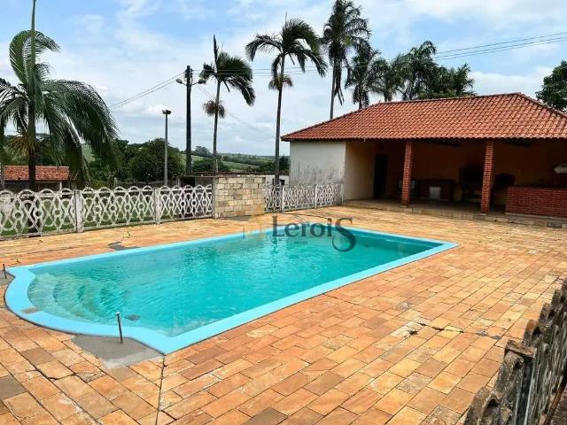 Sítio / Chácara para Venda em Porto Feliz/SP Avecuia 4 Quartos