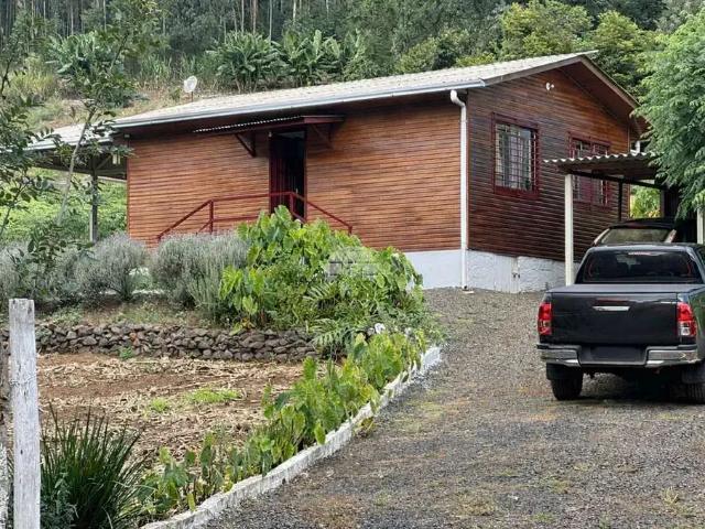 Sítio / Chácara para Venda em Pato Branco/PR Zona Rural 2 Quartos