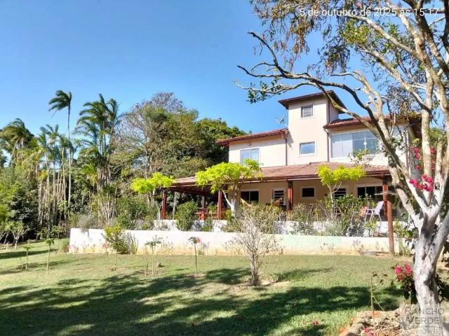 Sítio / Chácara para Venda em Paraibuna/SP Grama 2 Quartos