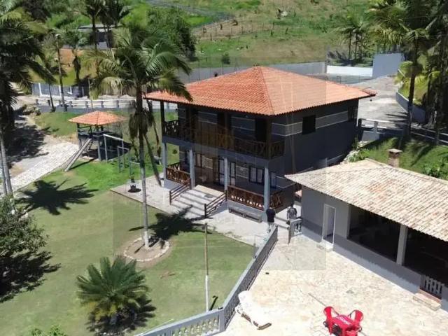 Sítio / Chácara para Venda em Paraibuna/SP Pavoeiro 4 Quartos