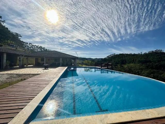 Sítio / Chácara para Venda em Paraibuna/SP Zona Rural 3 Quartos