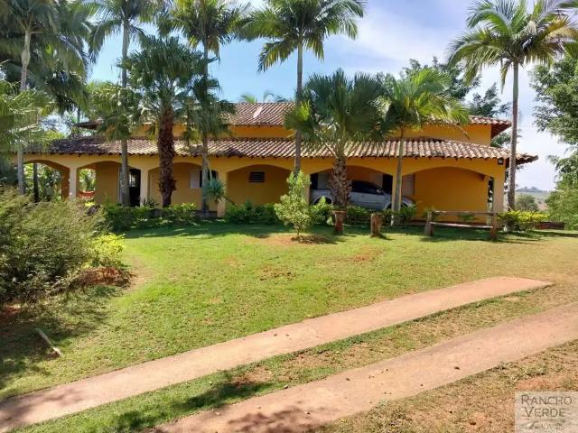 Sítio / Chácara para Venda em Paraisópolis/MG Zona Rural 3 Quartos