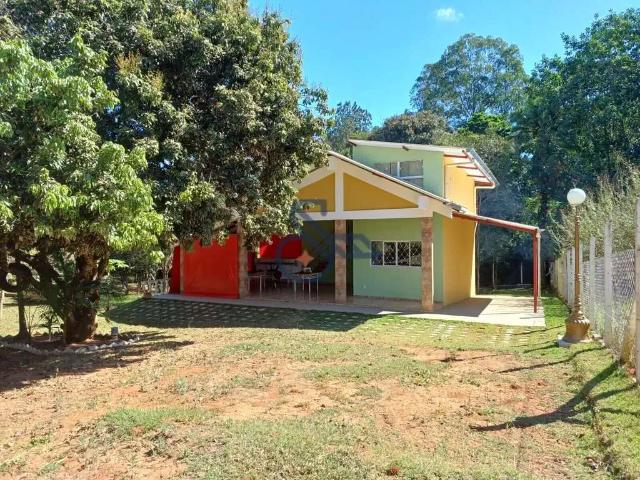 Sítio / Chácara para Venda em Pardinho/SP Campos Eliseos 3 Quartos