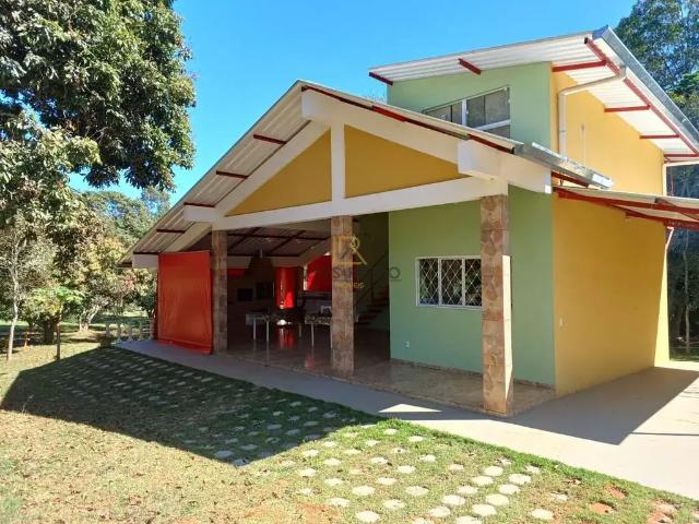 Sítio / Chácara para Venda em Pardinho/SP Campos Eliseos 3 Quartos
