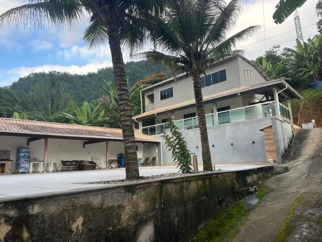 Sítio / Chácara para Venda em Petrópolis/RJ Quitandinha 5 Quartos