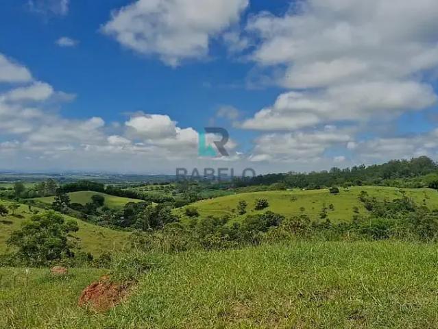 Sítio / Chácara para Venda em Pindamonhangaba/SP Cruz Pequena