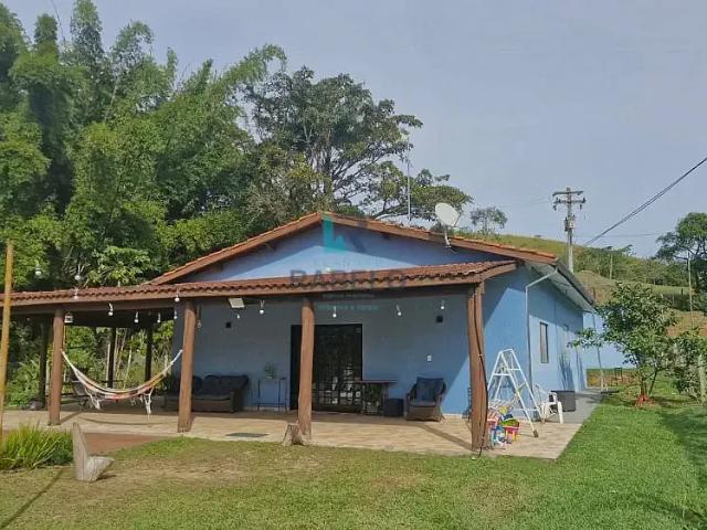 Sítio / Chácara para Venda em Pindamonhangaba/SP Pinga 3 Quartos