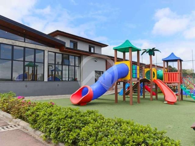 Sítio / Chácara para Venda em Pinhais/PR Parque das Nascentes 3 Quartos