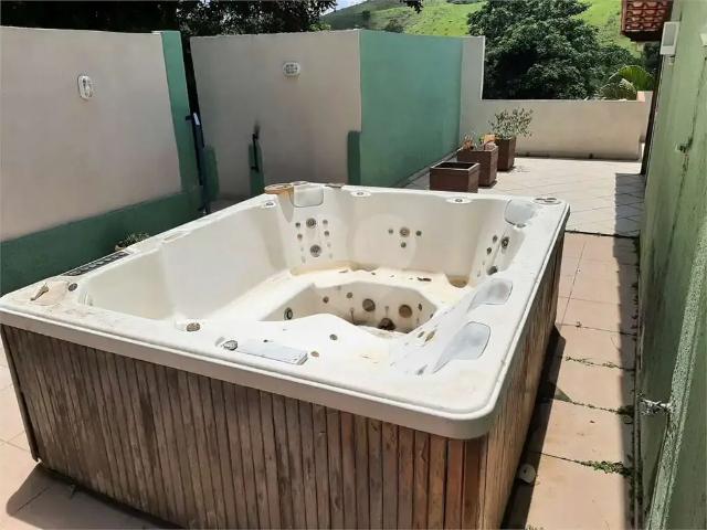 Sítio / Chácara para Venda em Pinheiral/RJ Centro 4 Quartos