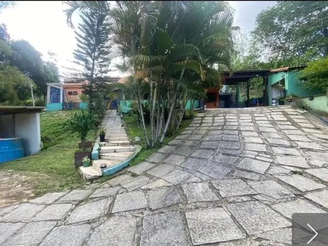 Sítio / Chácara para Venda em Pinheiral/RJ Chalet 4 Quartos