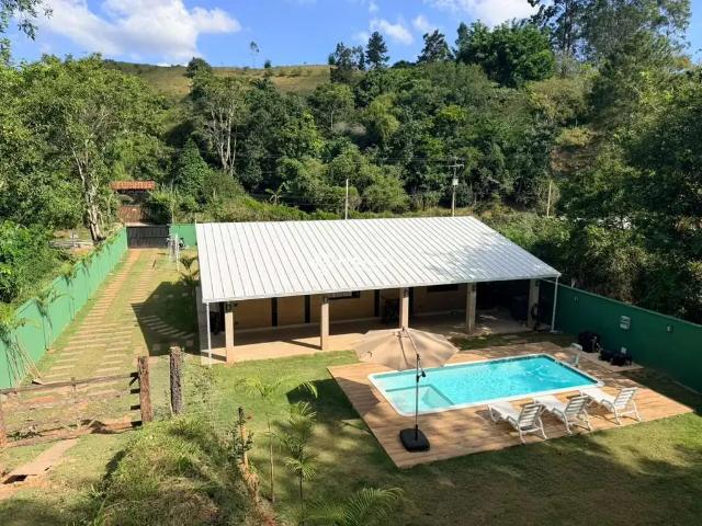 Sítio / Chácara para Venda em Pinheiral/RJ Vale Dos Pinheiros 3 Quartos