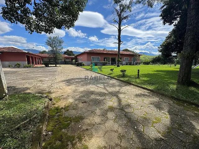Sítio / Chácara para Venda em Piquete/SP Zona Rural 6 Quartos