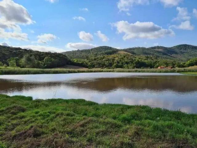 Sítio / Chácara para Venda em Piracaia/SP Zona Rural 2 Quartos