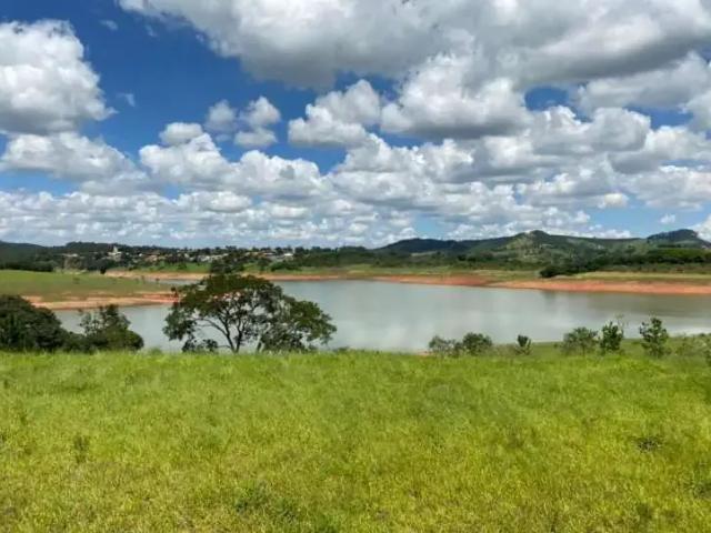Sítio / Chácara para Venda em Piracaia/SP Zona Rural 4 Quartos