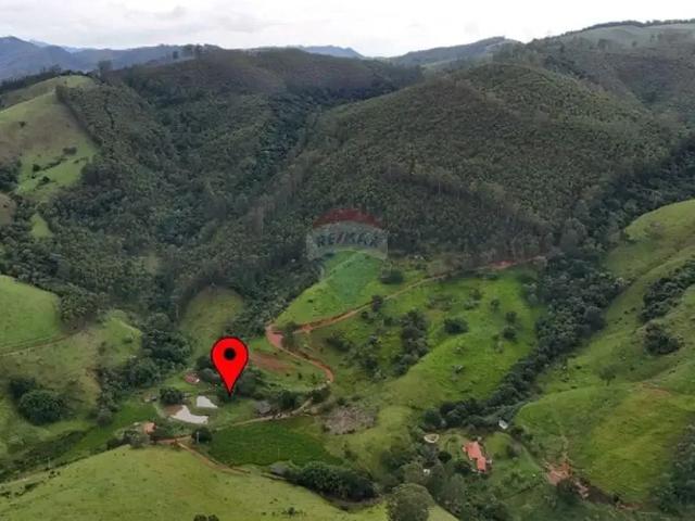 Sítio / Chácara para Venda em Piracaia/SP Centro 3 Quartos