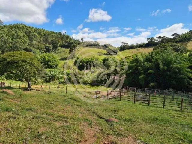 Sítio / Chácara para Venda em Piracaia/SP Centro 3 Quartos