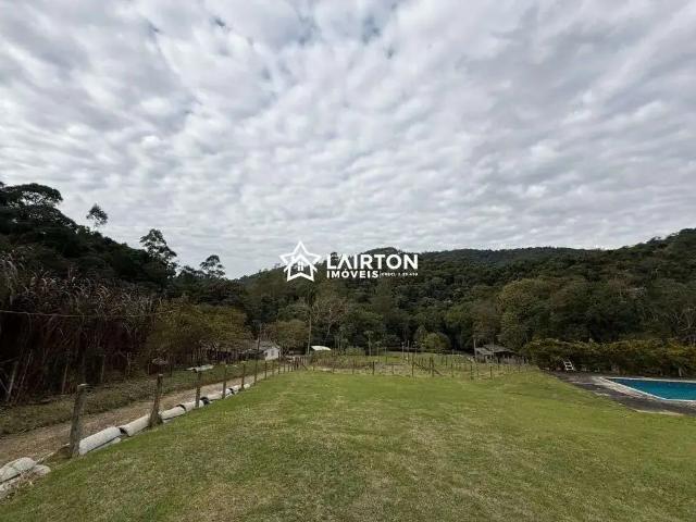Sítio / Chácara para Venda em Piracaia/SP Residencial Parque das Ameixas 4 Quartos