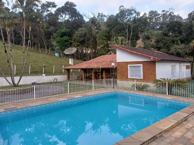 Sítio / Chácara para Venda em Piracaia/SP Recanto Pouso Alegre 6 Quartos