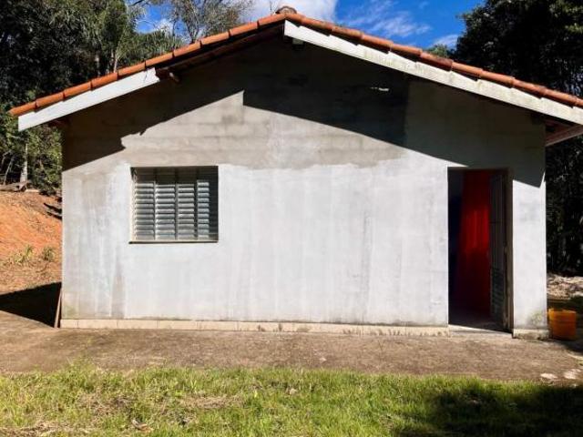 Sítio / Chácara para Venda em Toledo, 2 dormitórios, 1 banheiro