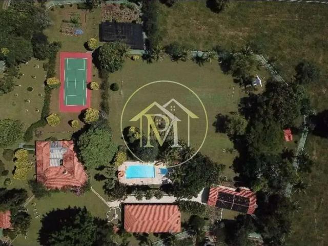Sítio / Chácara para Venda em Tatuí/SP Centro 5 Quartos