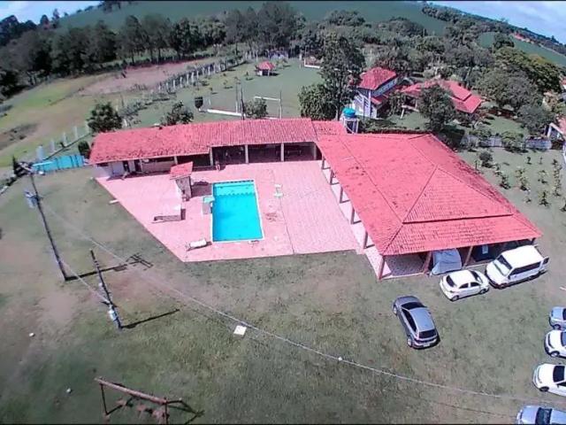 Sítio / Chácara para Venda em Tatuí/SP Santa Adelaide 4 Quartos