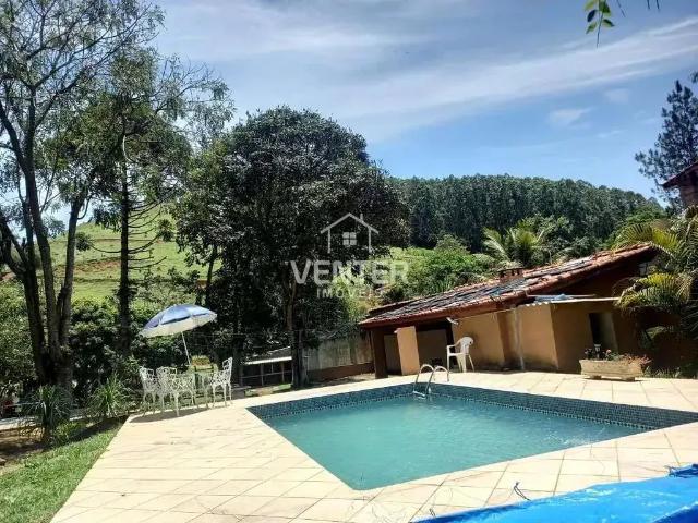 Sítio / Chácara para Venda em Taubaté/SP Centro 5 Quartos